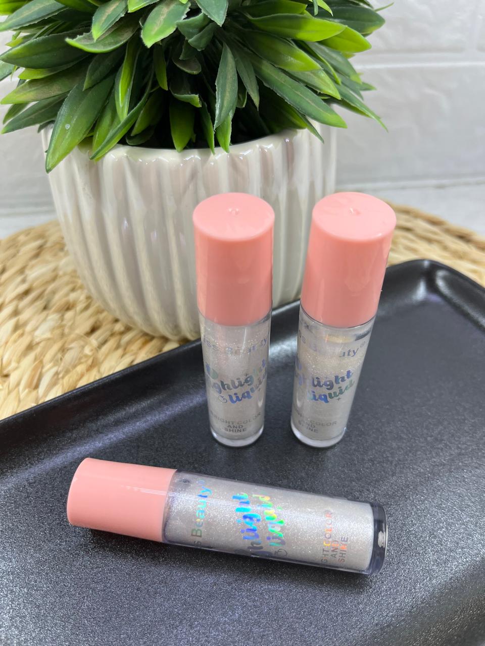 Eyeshadow/Highlighter – Pretty & Pizaz